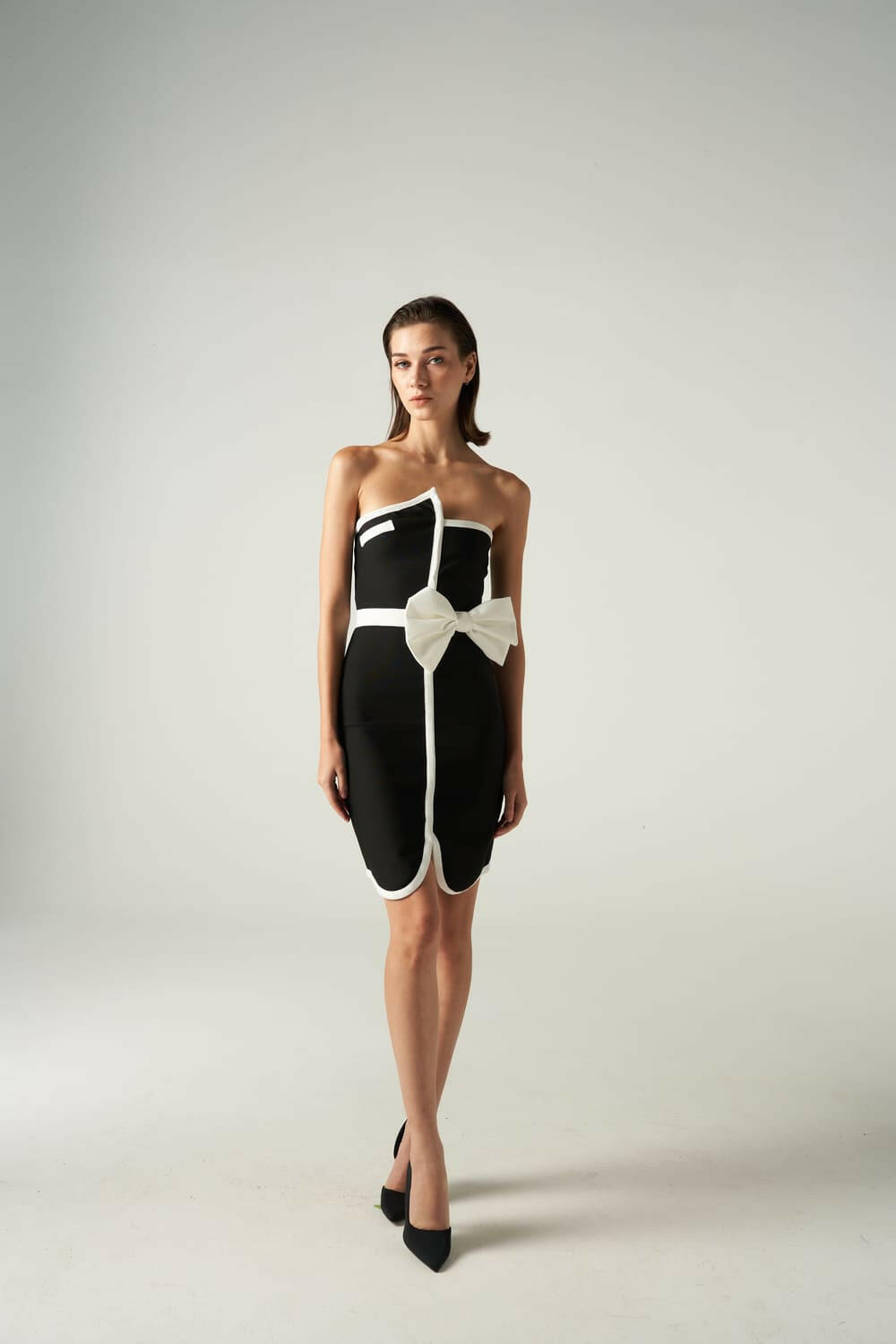 Cuba Dress Wired Black- Bust with White Waist Bow for Curvy Elegance ...